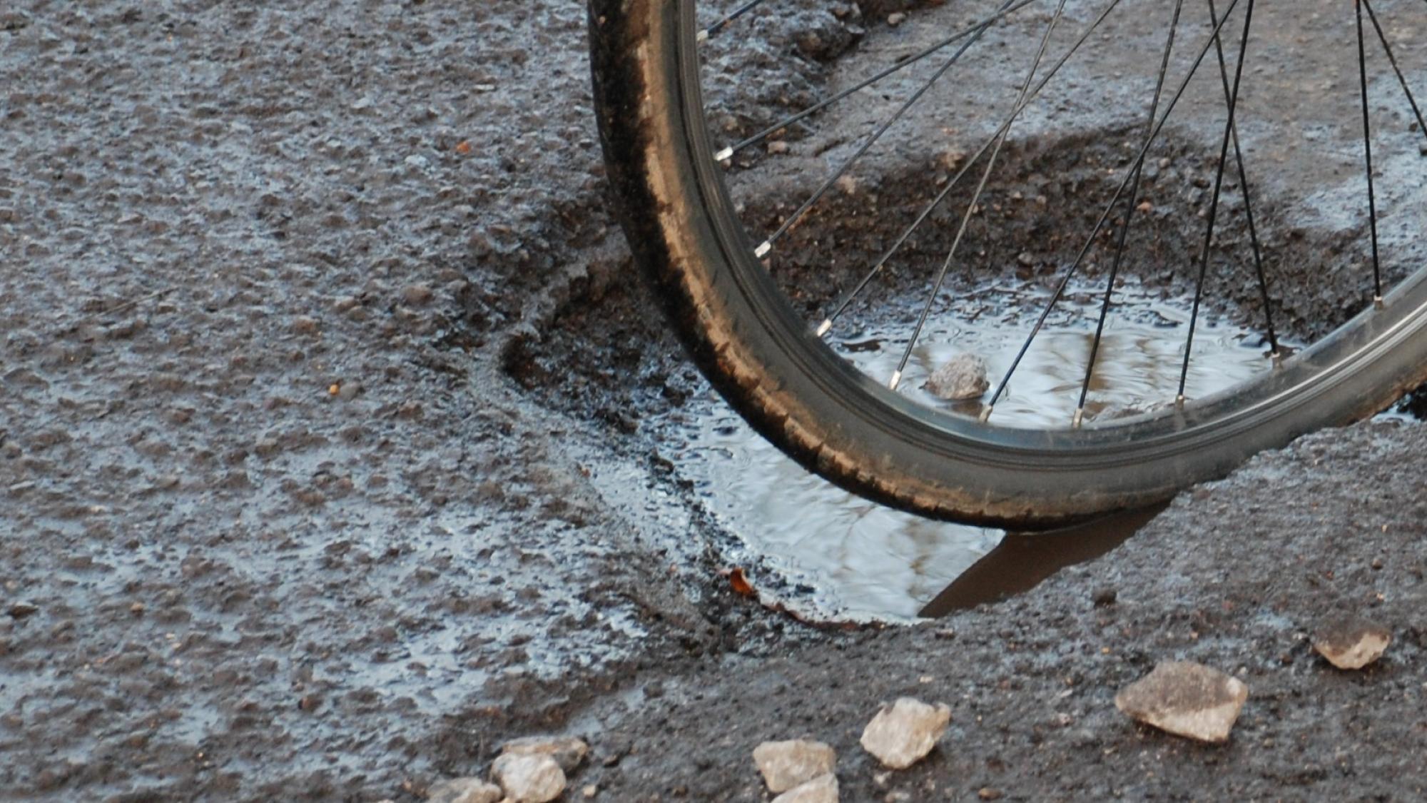 Why and how do roads need to be better maintained for cyclists ...